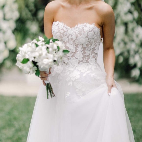 Mira Zwillinger | Dresses | Mira Zwillinger Wedding Dress Fionetta ...